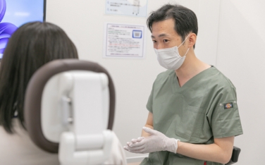 世界初の歯周病治療機器 Blue Radical | 医療法人五條歯科医院 イオン守口駅前歯科医院